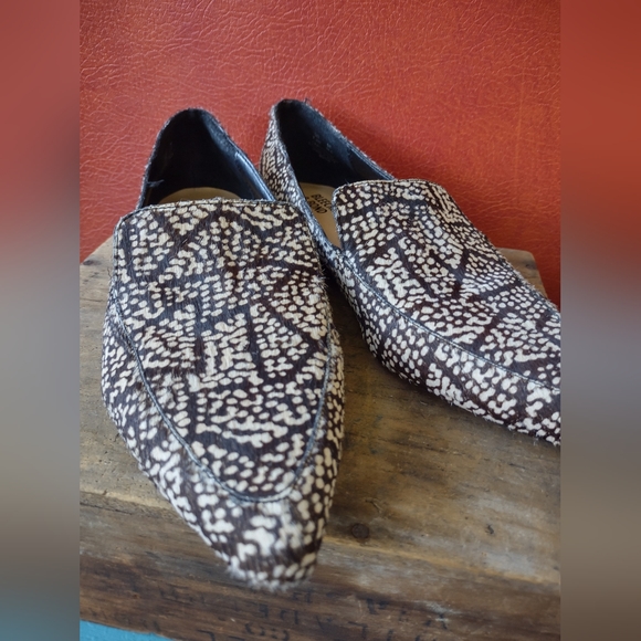 Bleecker & Bond | Shoes | Bleecker Bond Sonia Brown Print Pointed Toe ...